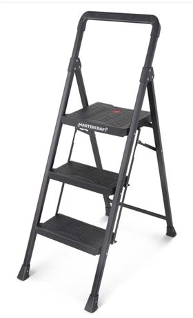 Rosehill Online Auctions - Mastercraft® 3-Step Metal/Plastic Folding ...